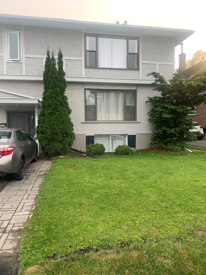 Stylish 2 Bedroom Retreat - Ottawa