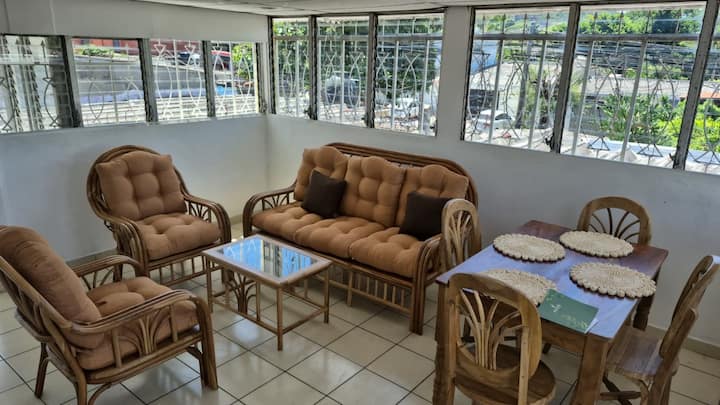 “Paseo” Is A Breathtaking Volcano Vista Apartment - San Salvador