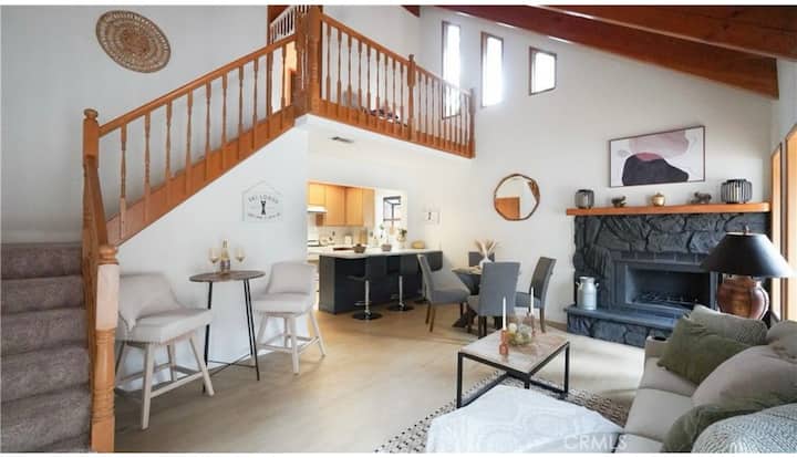 Entire Arrowbear/running Springs Cabin! - Running Springs, CA