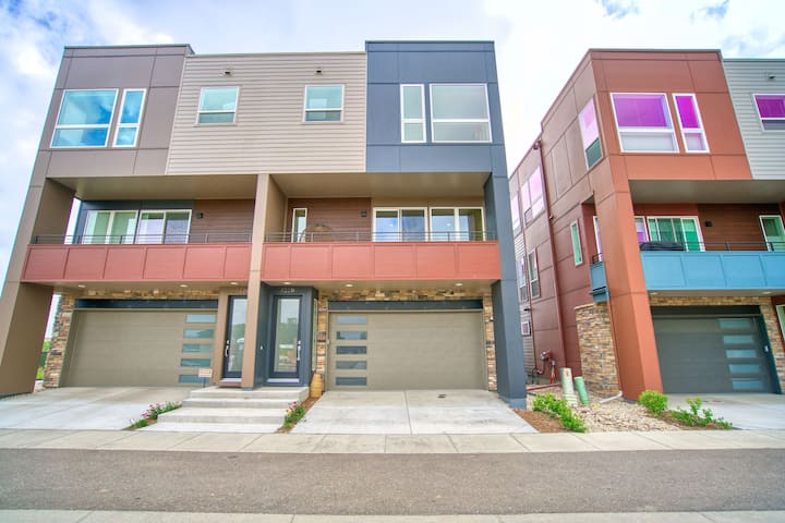 Spring Break Getaway
Special - Lyons, CO