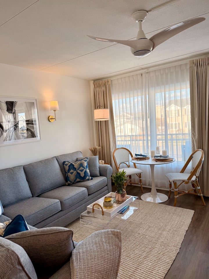 Avalon Beach Retreat
 – Steps To Sand & Downtown - Avalon