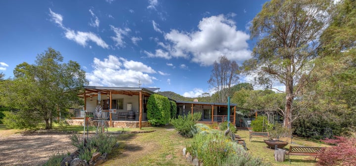 House On The River - Harrietville