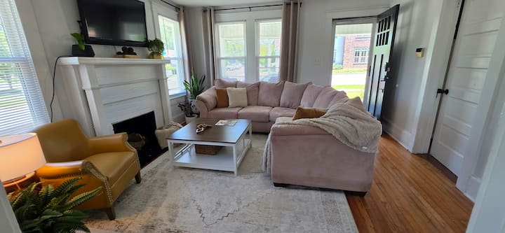 "Casa On 17th – Where Comfort Meets Character" - Wilmington, NC