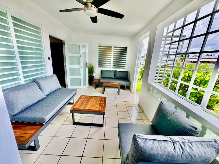 Spacious Tropical Home For 7 (8 Min From Airport) - Puerto Rico