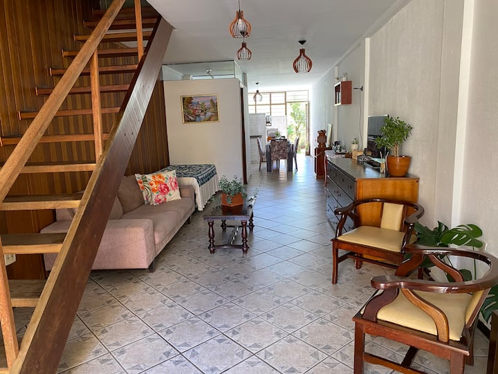 Casa Ampla Próx. Centro•quintal•garagem•wi-fi Bom - Sorocaba
