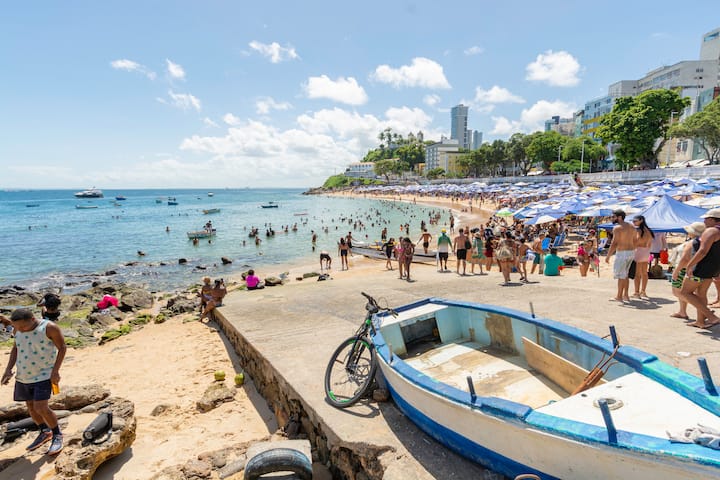 Vida Praiana: Piscina, Mar & Conforto Na Barra - Barra, Brazil