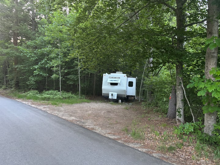 Camper With Brook Access - New Hampshire