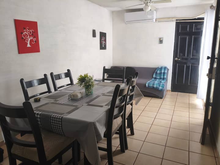 Casa Acogedora Céntrica•facturamos - Nuevo Laredo