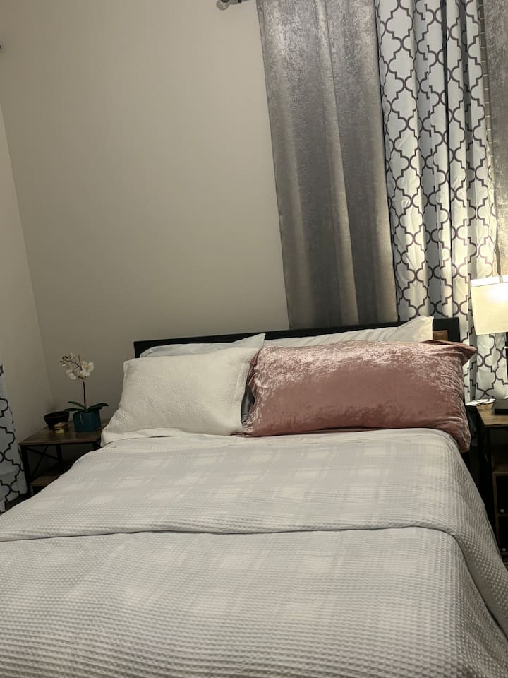 Cozy Room In Home In Sacramento - Sacramento, CA