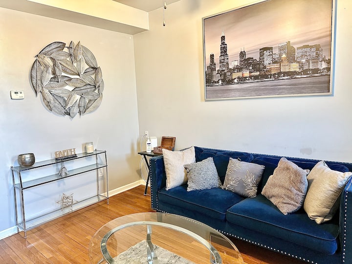 2bd In Lincoln Park - Chicago, IL