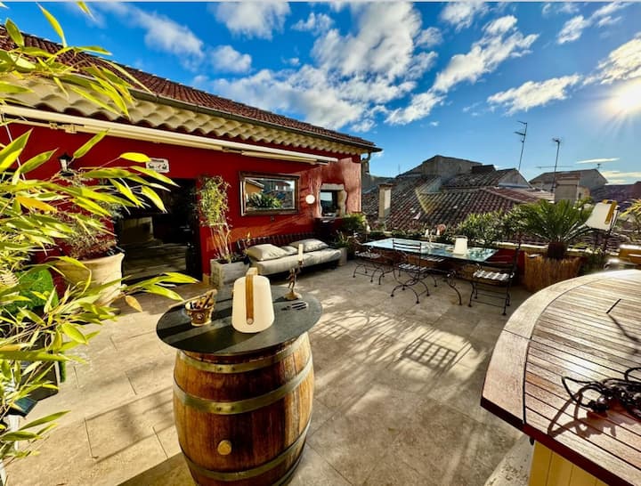 Suite De Charme Avec Terrasse Et Vue Dominante - Aubenas