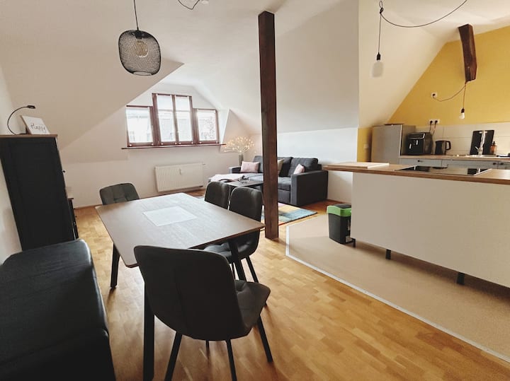 Schöne 2 Zim-wohnung Am Zentrum - Naumburg (Saale)