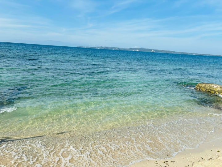 Beachfront Balcony Home - Calatagan