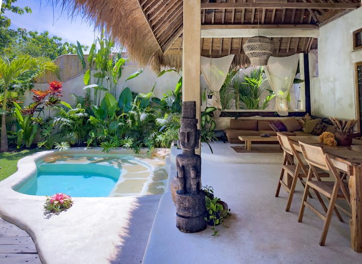 Tropical Villa With Exotic Pool, Bingin Uluwatu - Uluwatu