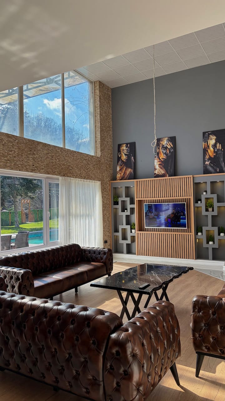 Silede 6+1 Odalı , Havuzlu Villa-secretvalley - Şile