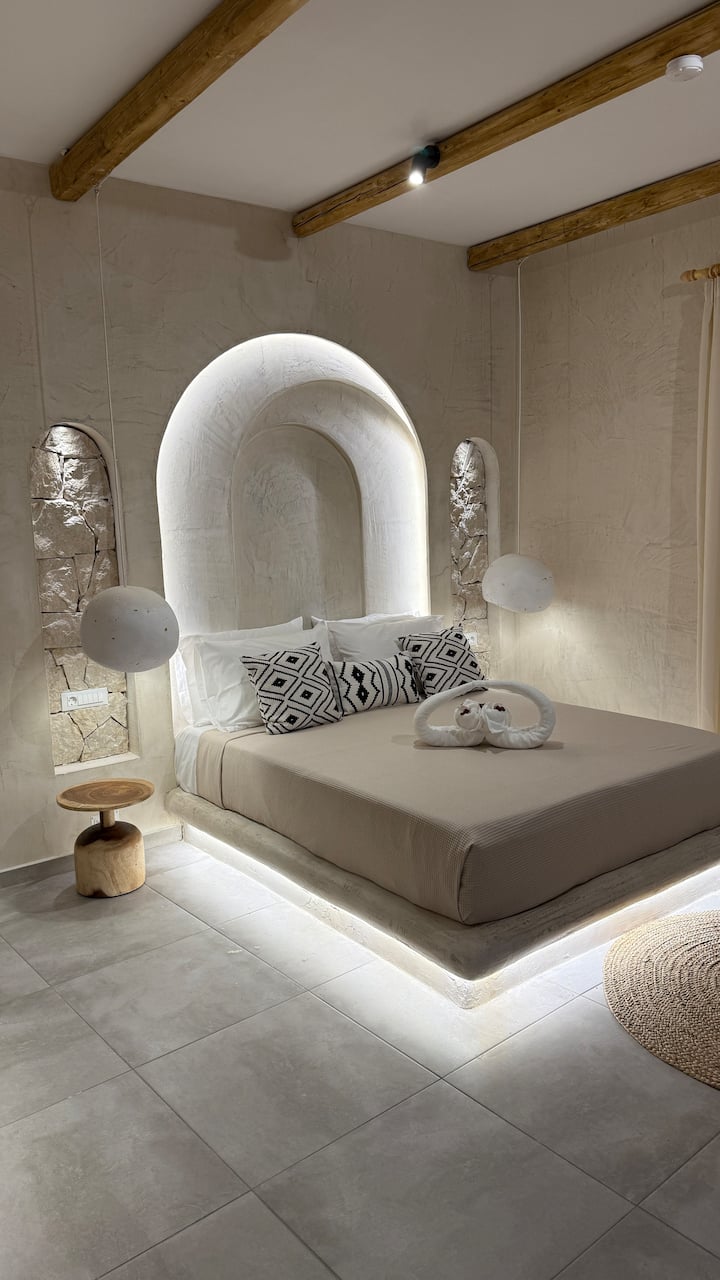 Saint Zoe Suite W/heated Jacuzzi - Rhodos