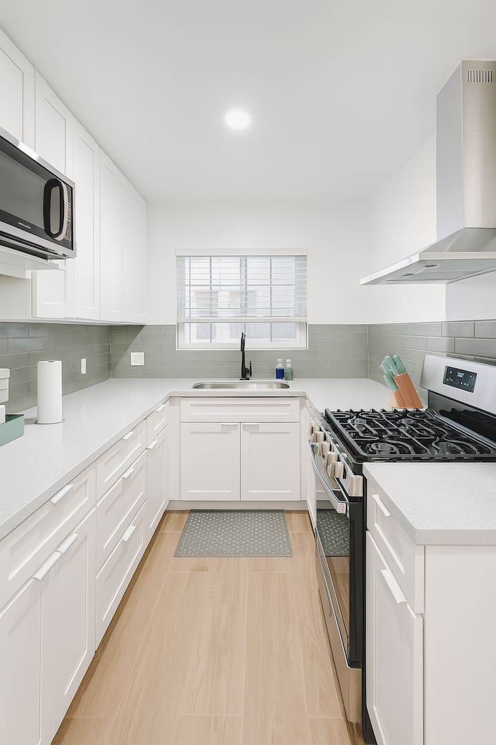 Lt A-modern Clean 1 Bed Apt By Disneyland & Beach - Santa Ana, CA