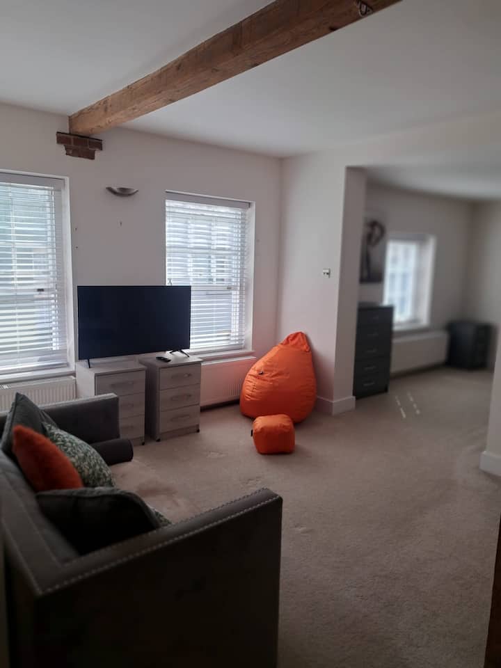 Beautiful 4 Bedroom - Lymington