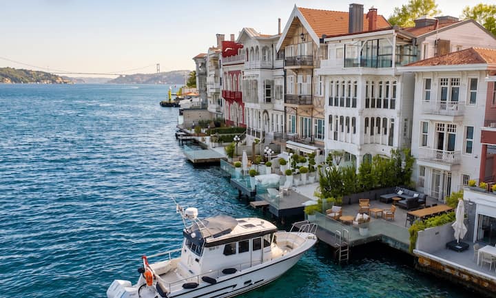 Eva Bosphora Private Bosphorus Waterfront Villa - Riva
