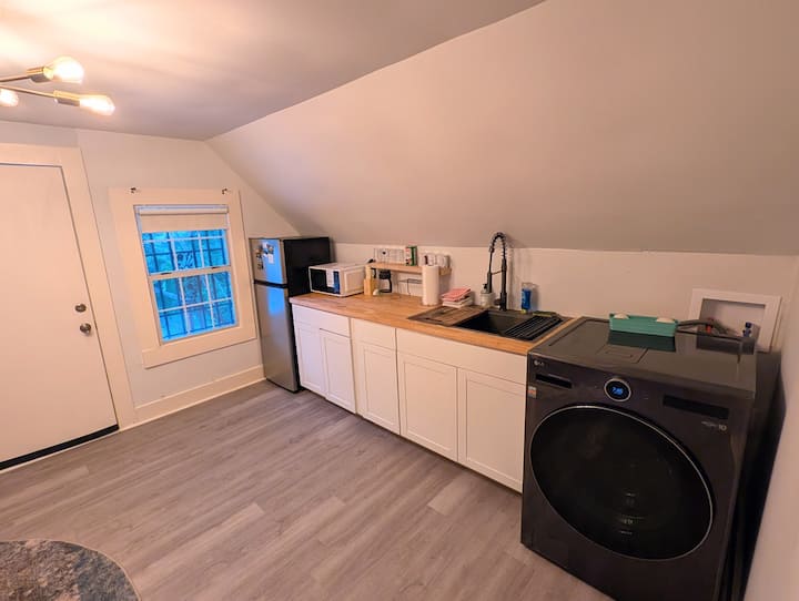 Efficient Loft Near Cabrini/park - Alexandria, LA