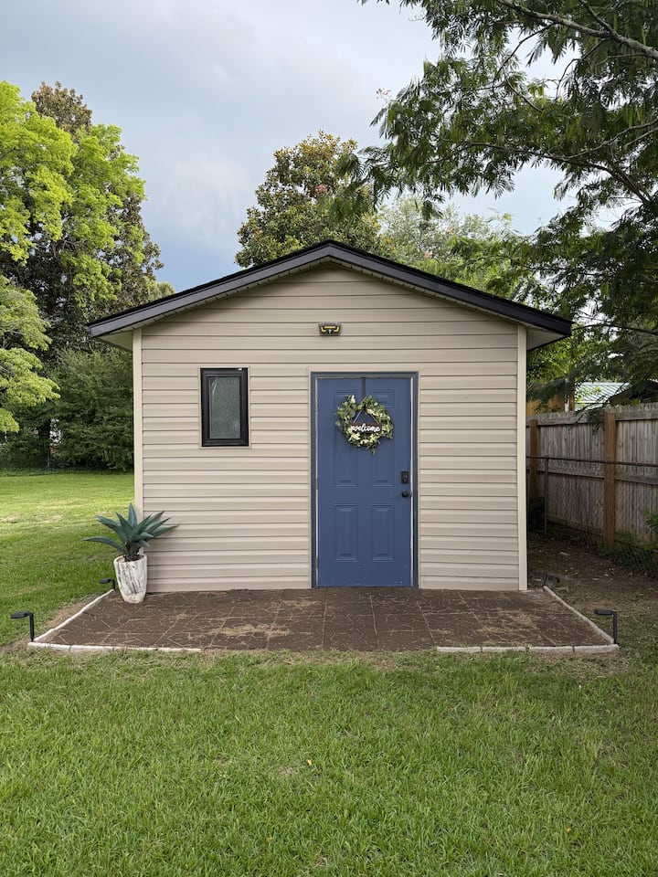 Twin Oaks Den: Nurses, Mil & Wfh - Fayetteville, NC