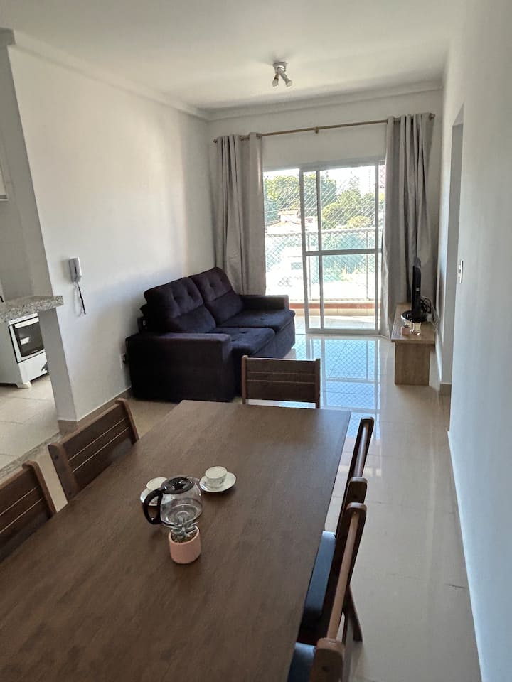 Apê Master 3 Dorm. Recém Montado - São Carlos