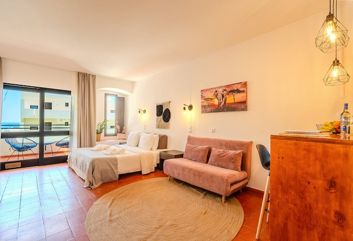 Seaside Studio Close To Sea/city - Albufeira