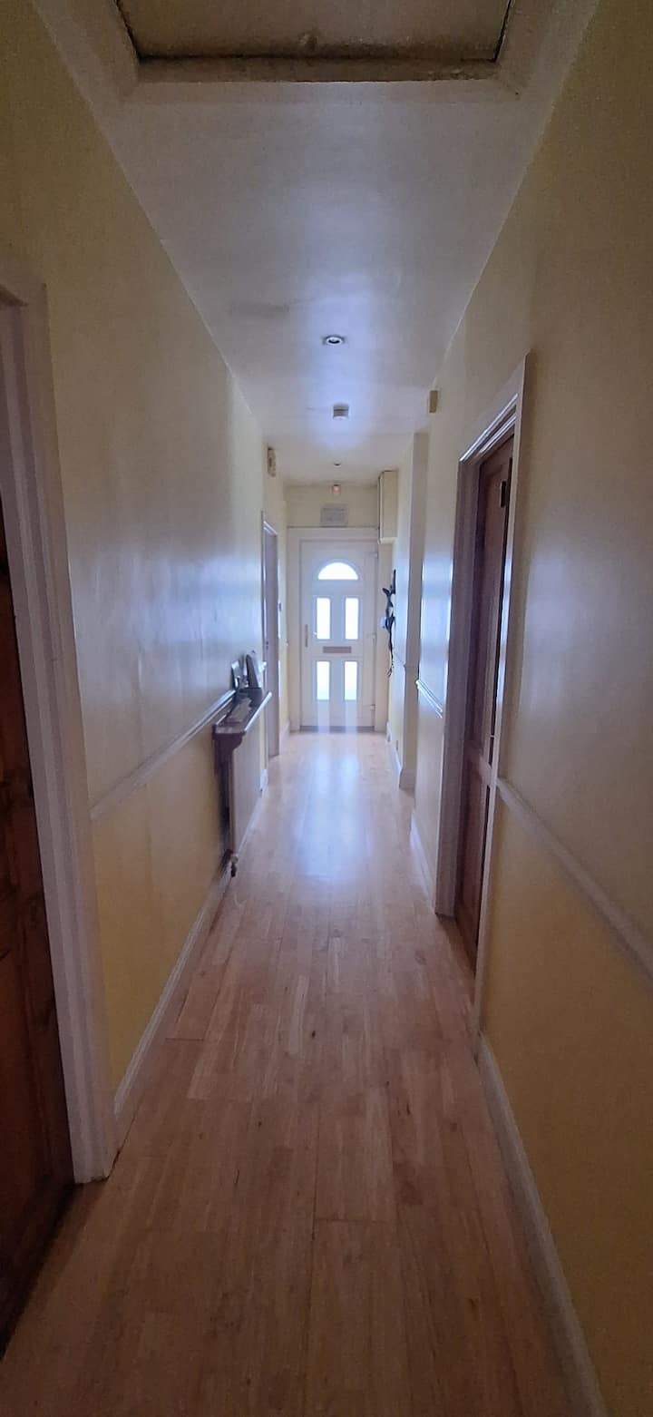 Casa En Barriada Tranquila. - Dublin