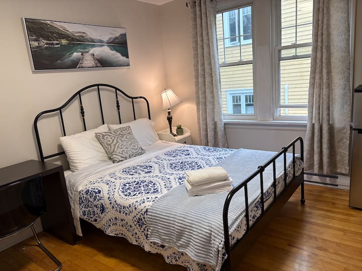 Halifax Haven | Private Room + Parking Spot! Sb3 - Halifax Regional Municipality
