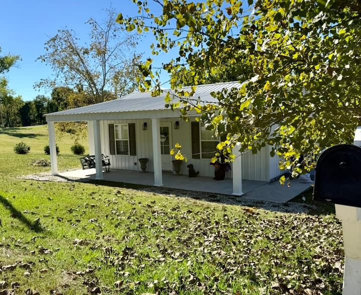 Cozy Cottage Close To Dale Hollow Lake - Dale Hollow Reservoir, TN