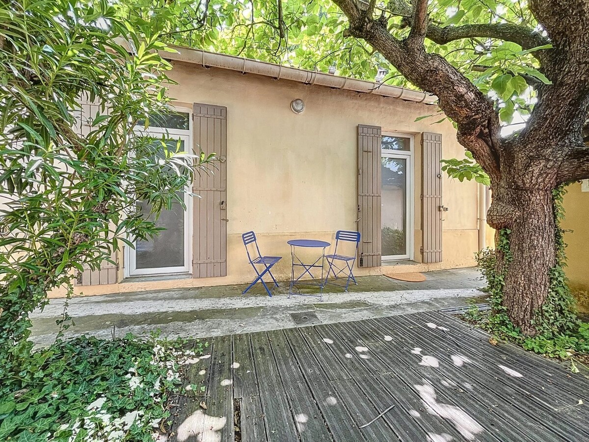 Nice Cocoon/wooded exterior - Apartments for Rent in Avignon, Provence ...