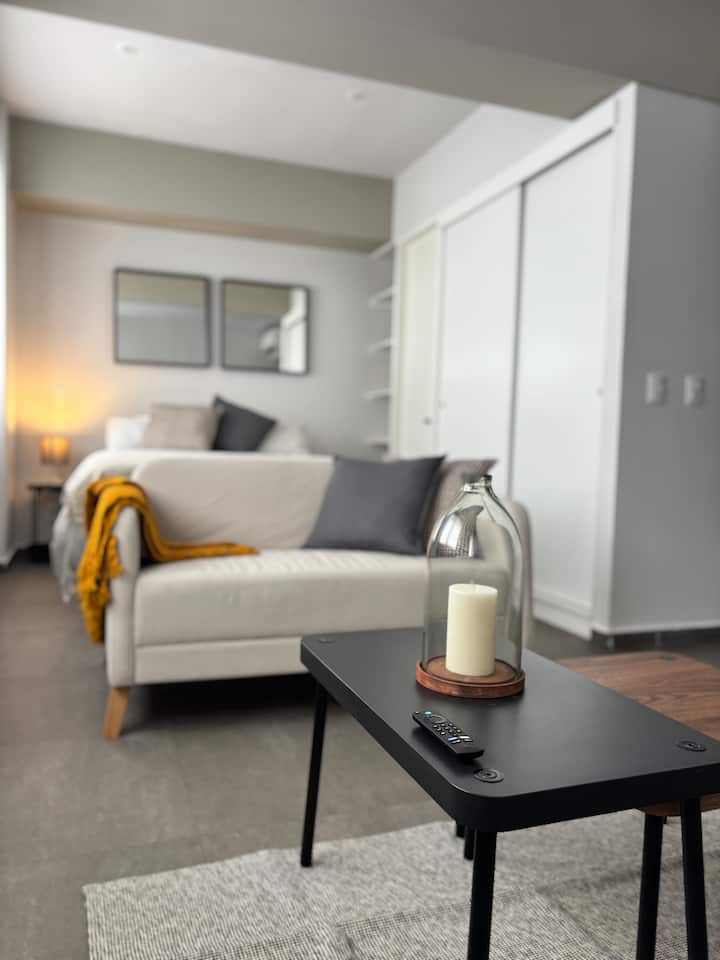 Cozy Loft Near Americana / Expo 1303 - 과달라하라