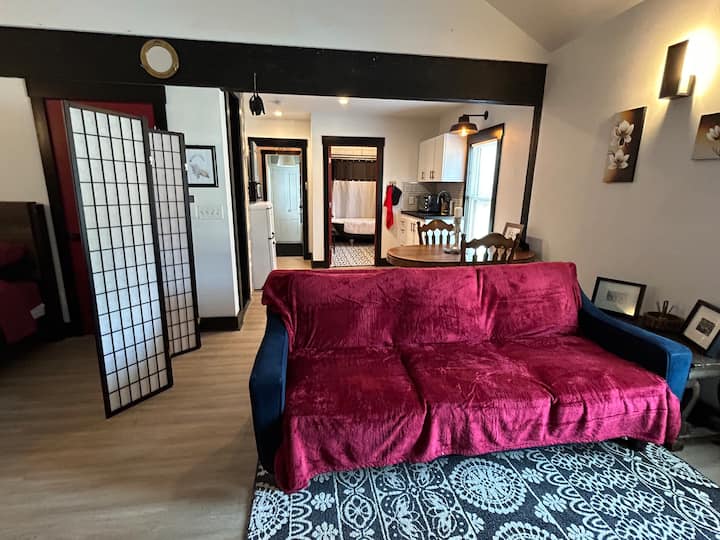 Studio Apartment - Oshkosh, WI