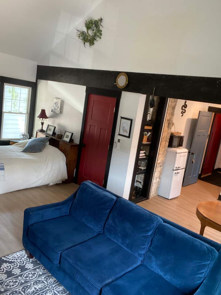 Studio Apartment - Oshkosh, WI