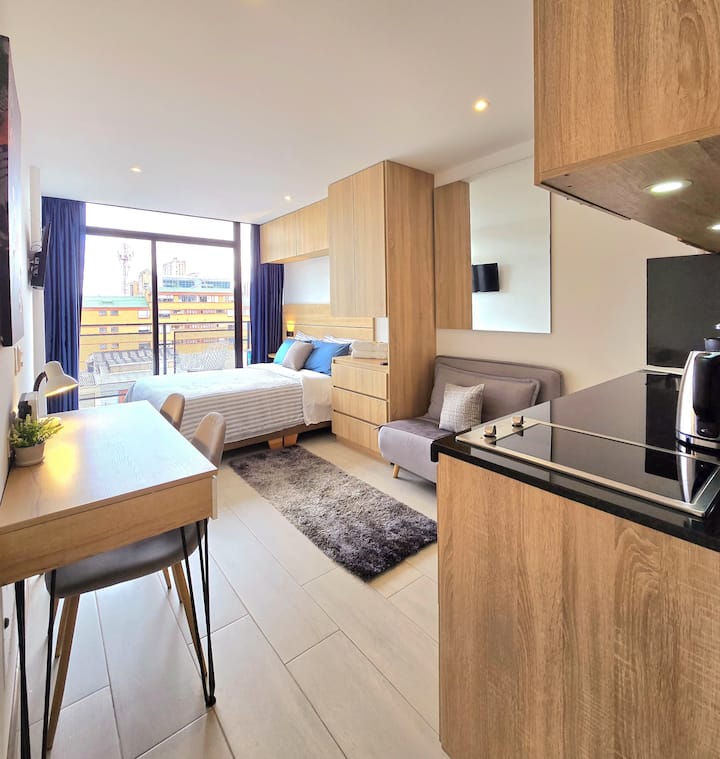 Encantador Apartaestudio Central - Bogota