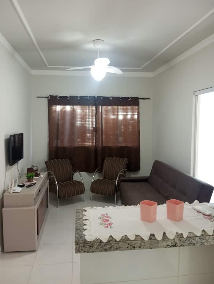 Casa Funcional Ar Condicionado E Churrasqueira - Maringá