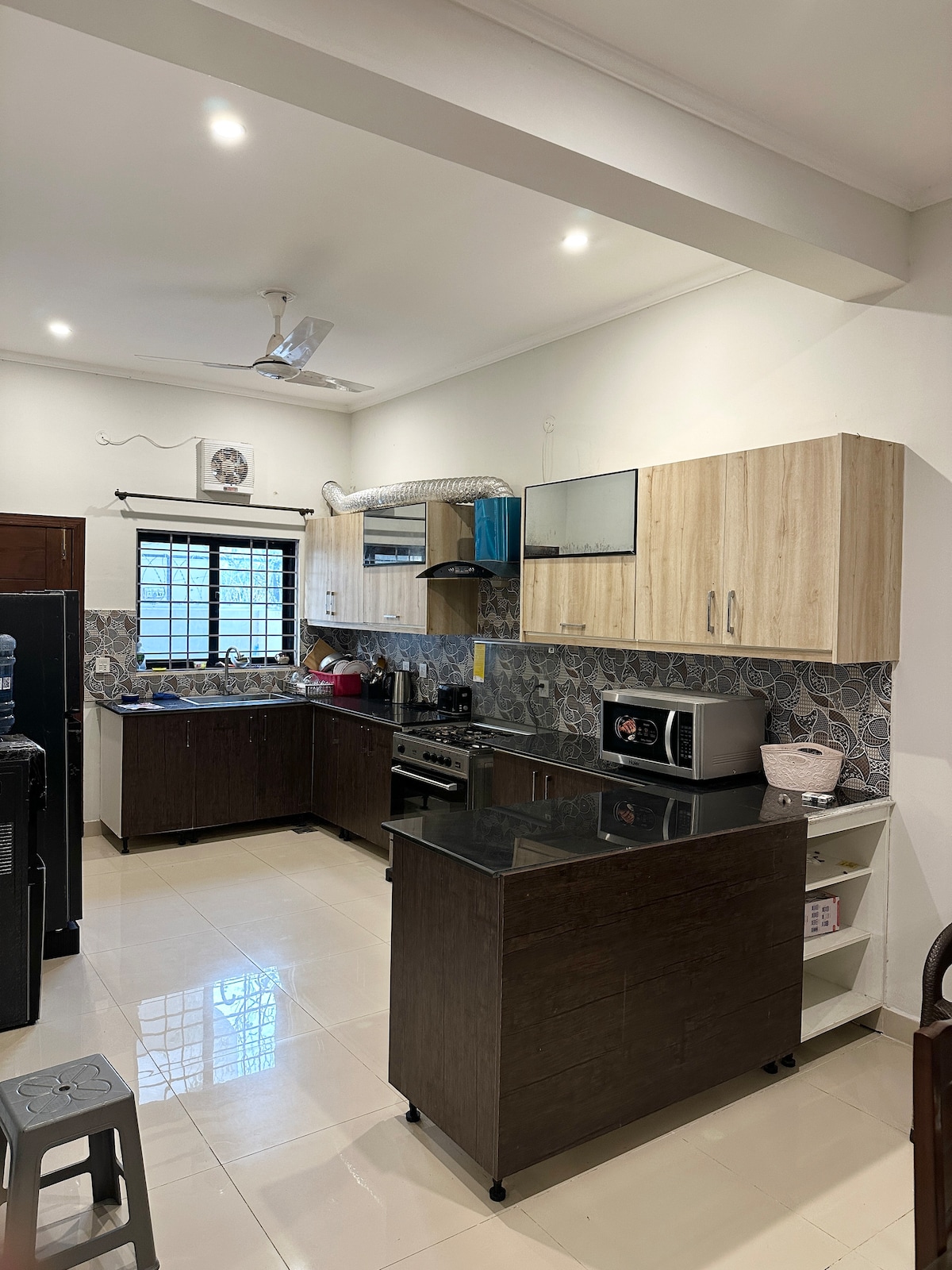 2BHK in Islamabd D-12 | Netflix • AC • Peaceful - Houses for Rent in ...