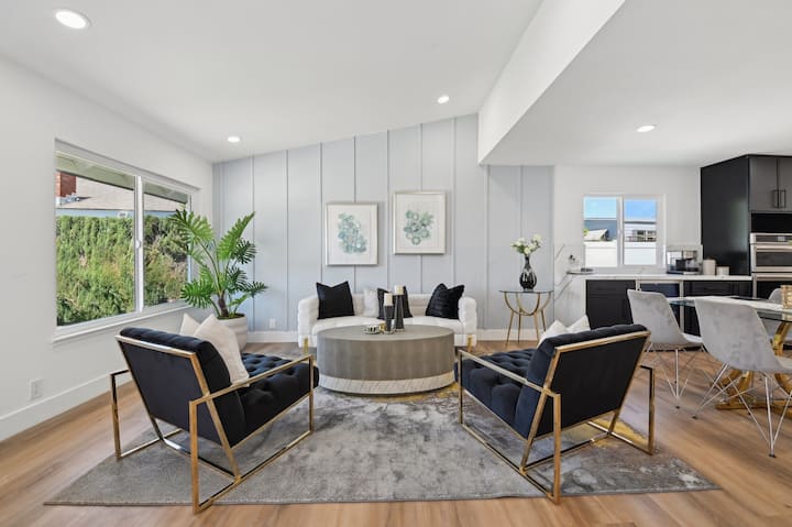 Modern Irvine/santa Ana Home - Irvine, CA
