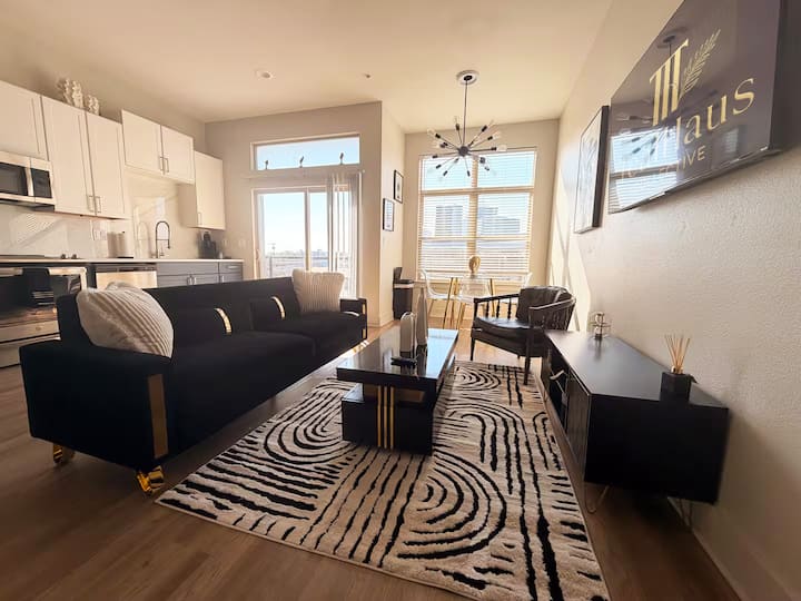 Midnight Seduction | Luxury Loft | City Views - Dallas, TX