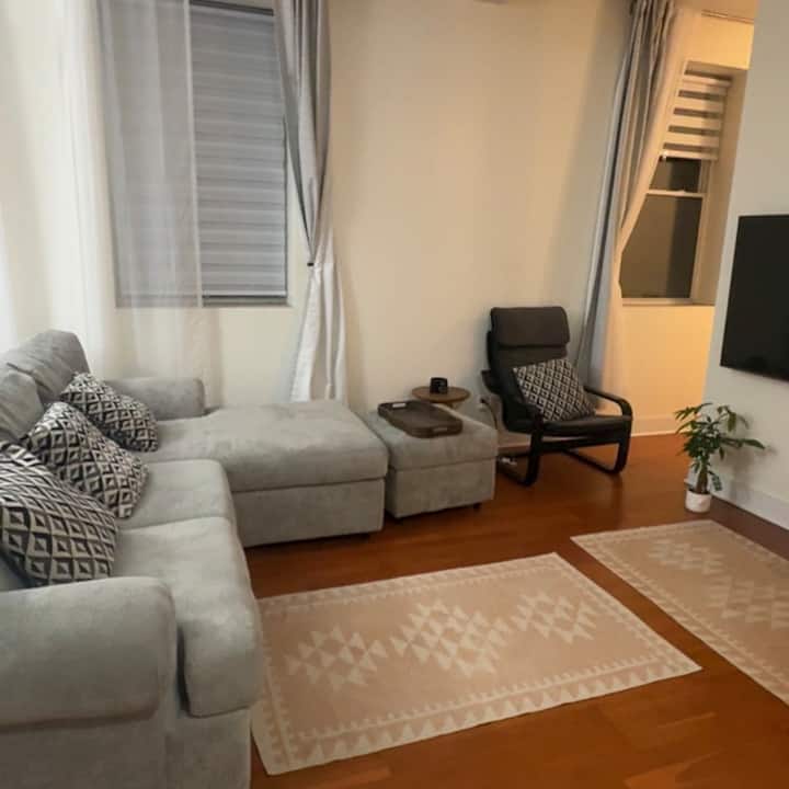 Spacious, Bright Condo Montreal - Dorval