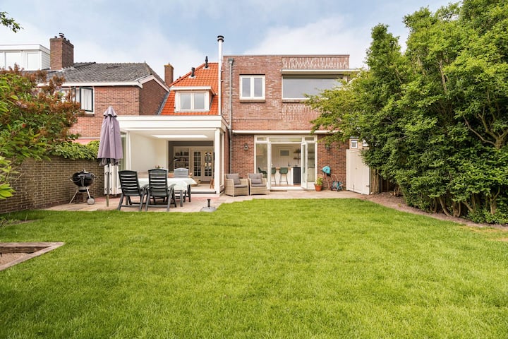 Seaside Family House, Free Parking - Katwijk aan Zee