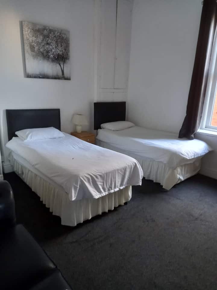 Flat 5 - 1st Floor Twin Bed Apt - Blackpool