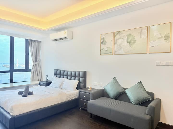 R & F Couple Room By Xin An - Woodlands