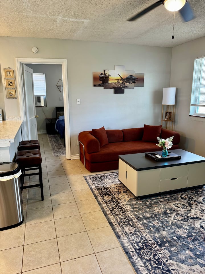 Bayou Retreat For 4 Near Downtown & Beaches - Pensacola Beach, FL