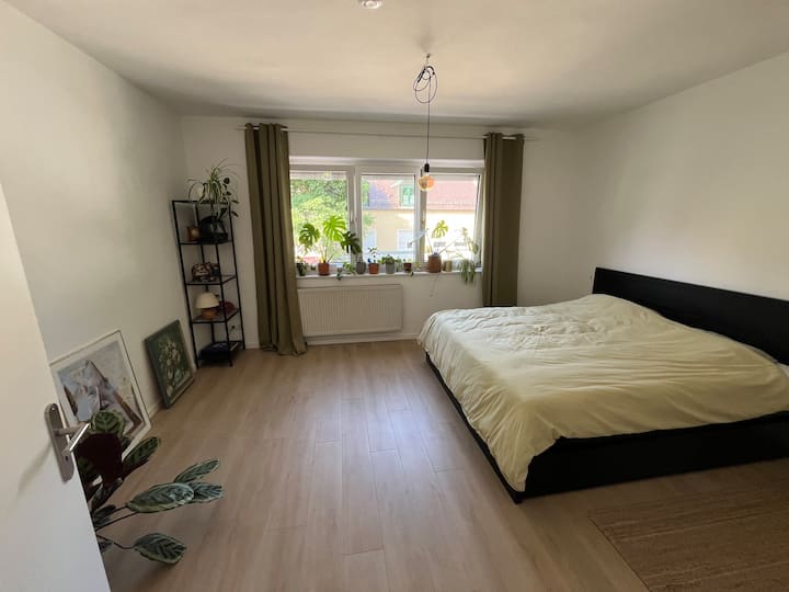 Wohne Ruhig Und Direkt In Der Innenstadt - Augsburg