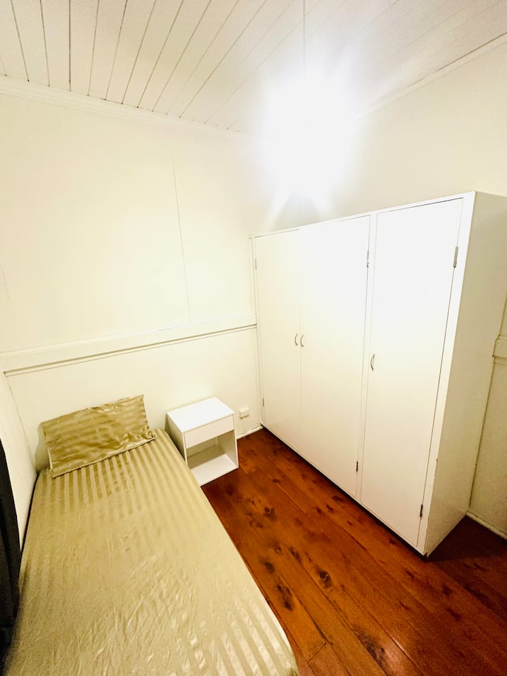 Most Convenient & Peaceful Abode - Australia