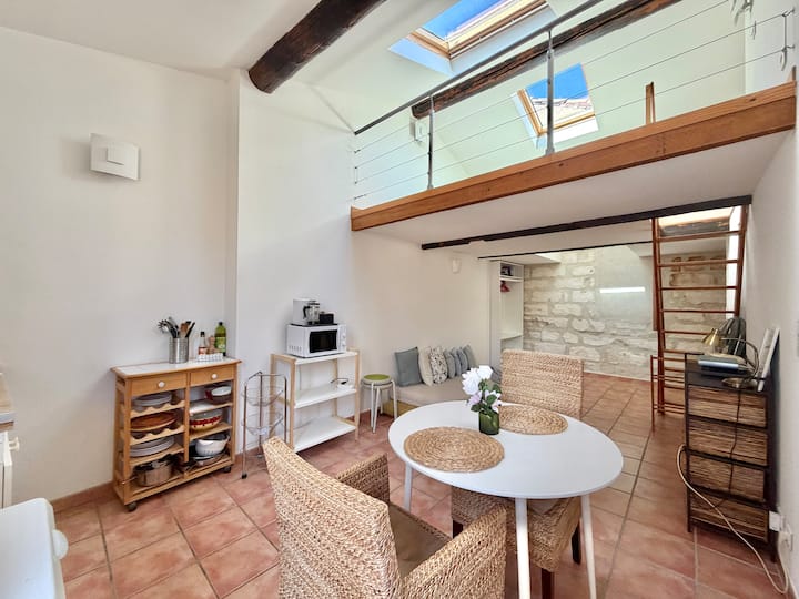 Spacieux Studio Mezzanine Au Cœur Du Centre-ville - Avignon