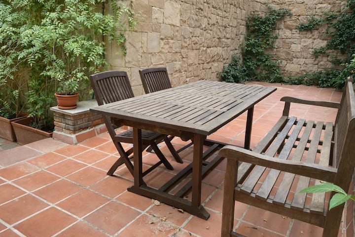 Private Loft Apartment With Large Patio & Bbq - Barcelona