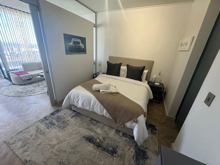 One Rosebank 1 Bed Apartment - Johannesburg