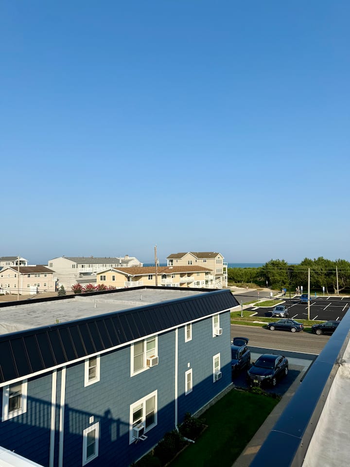 Brigantine Beach Condo Escape - Brigantine, NJ